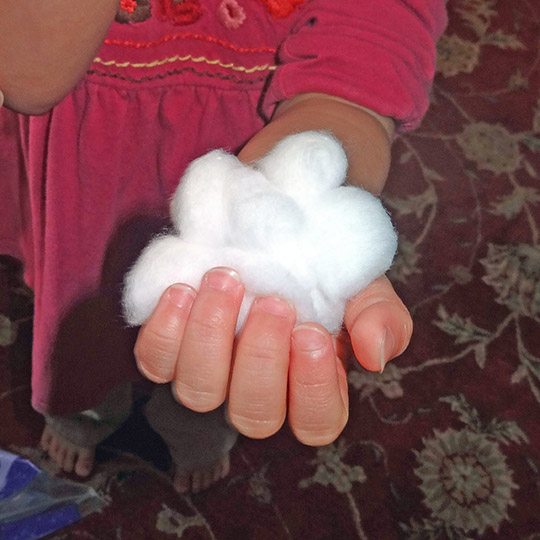 Indoor snowball fight - Gift of Curiosity