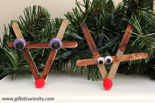 Craft stick reindeer {Christmas craft} - Gift of Curiosity